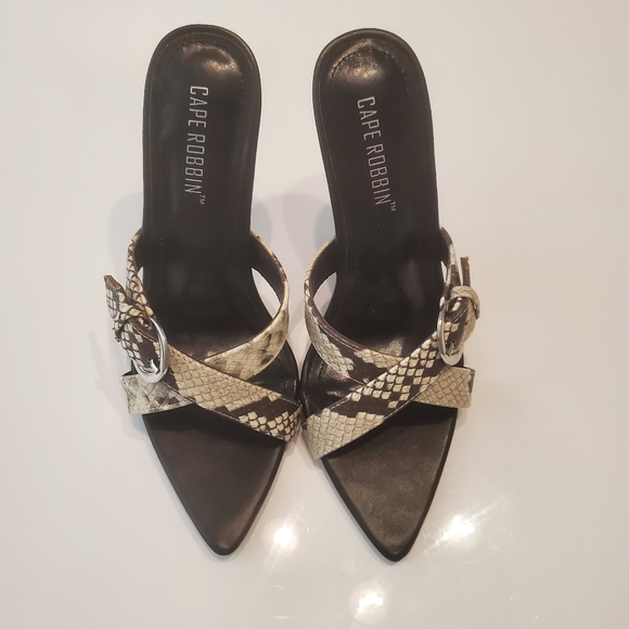 Cape Robbin | Shoes | Cape Robbin Ferocious Snake Heel Nwot | Poshmark